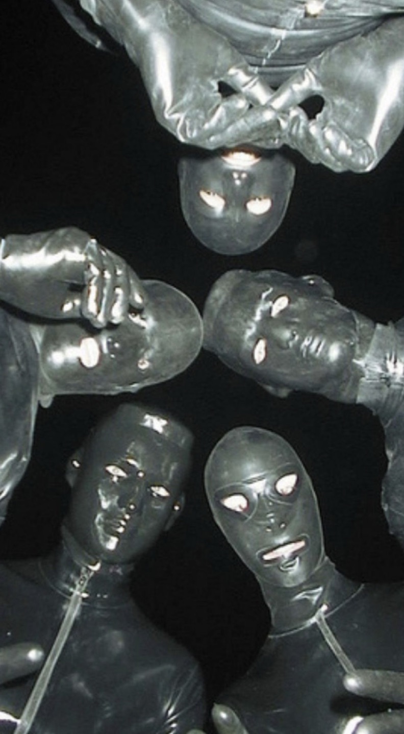 40 Late-Night Cursed Pics to Show Your Sleep Demon | eBaum's World