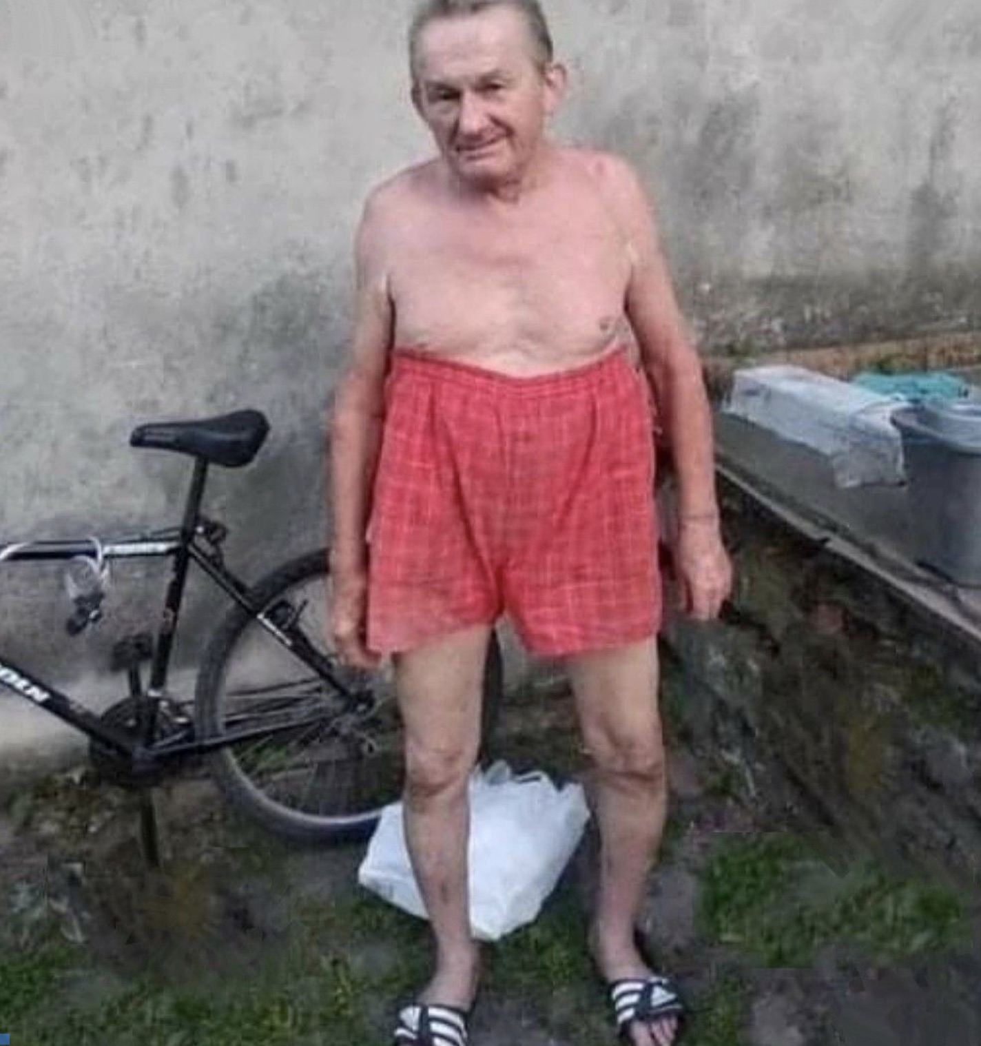 40 Late-Night Cursed Pics to Show Your Sleep Demon | eBaum's World