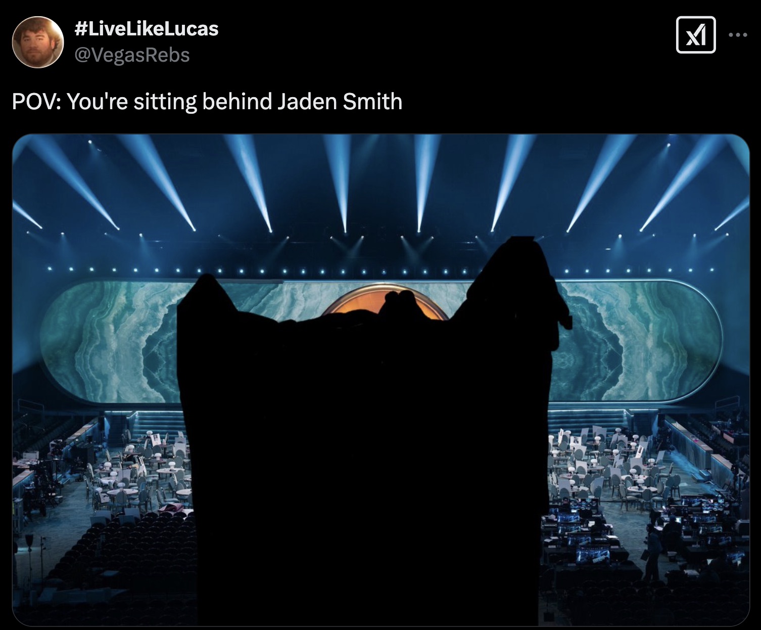 48 Tweets and Memes Dunking on the Grammys | eBaum's World