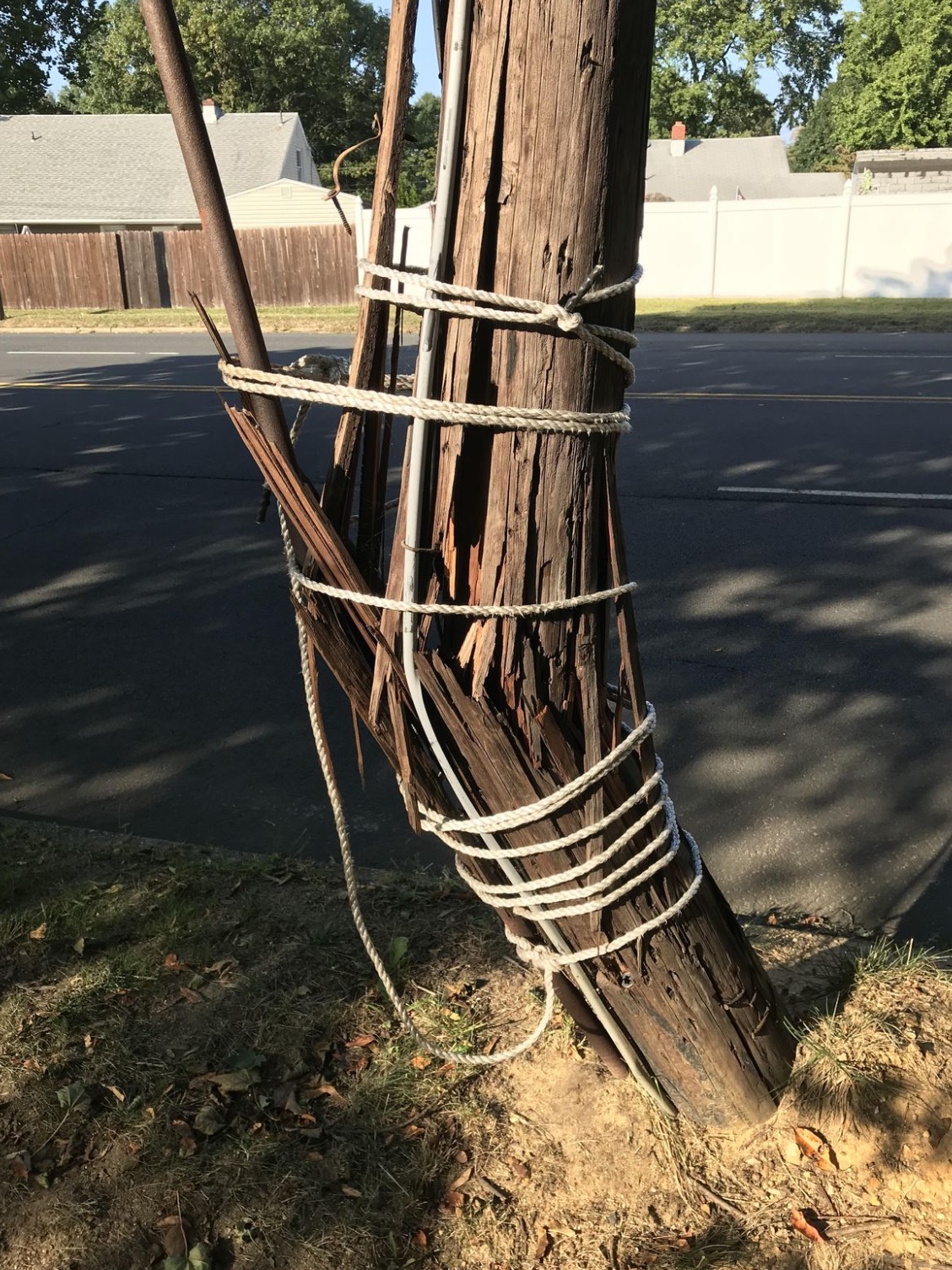 Weird & Chaotic Photos of Maximum Damage Taking Place | eBaum's World