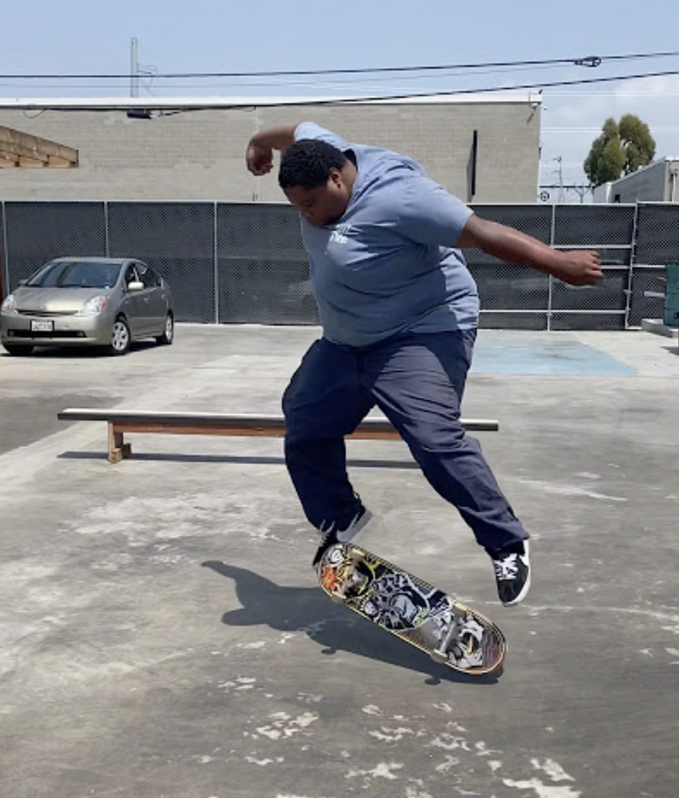 XL Athletes Really Throwing Their Weight Around | eBaum's World