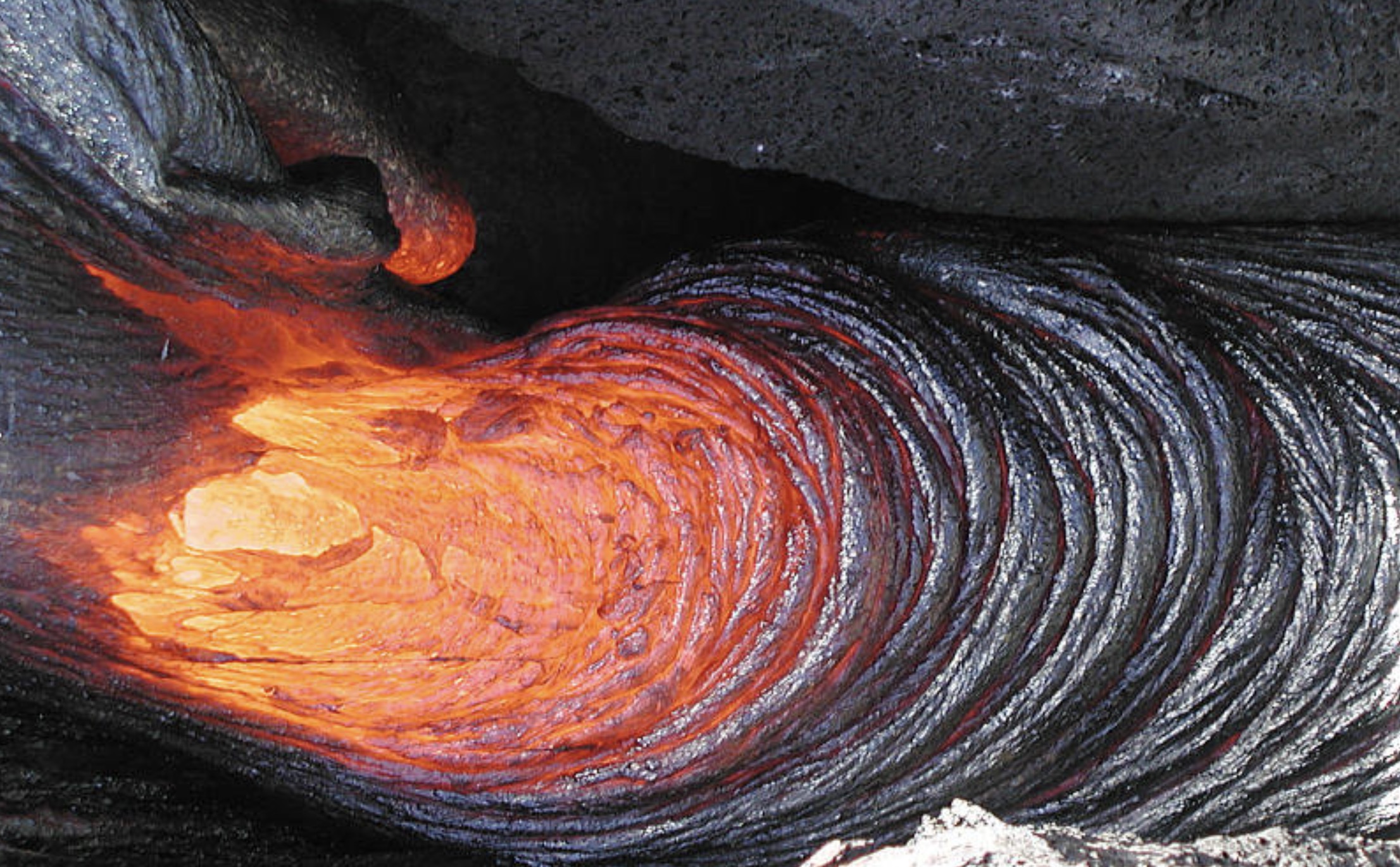 Awesome Ice and Lava Seen in All Their Forms | eBaum's World
