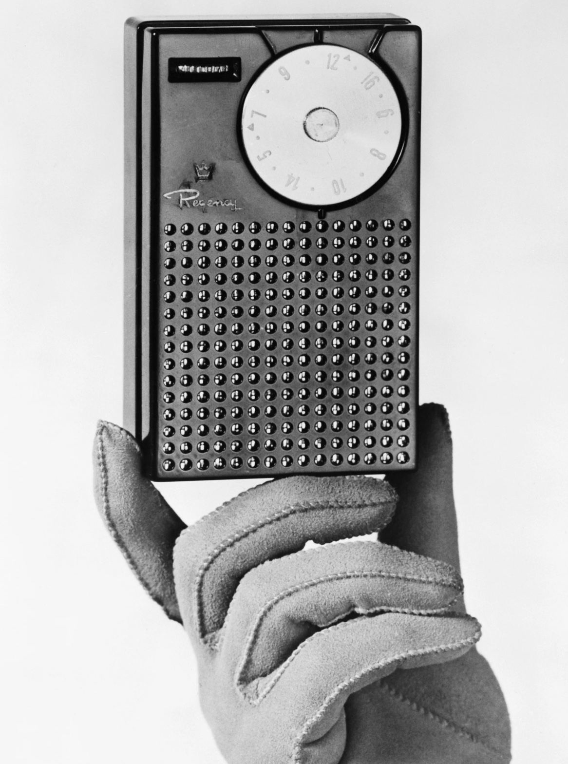 Vintage Portable Tech Giving New Meaning to the Word | eBaum's World