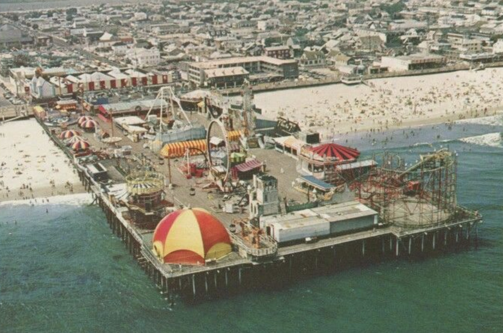 The Heyday of America's Boardwalk Seen in Vintage Pics | eBaum's World