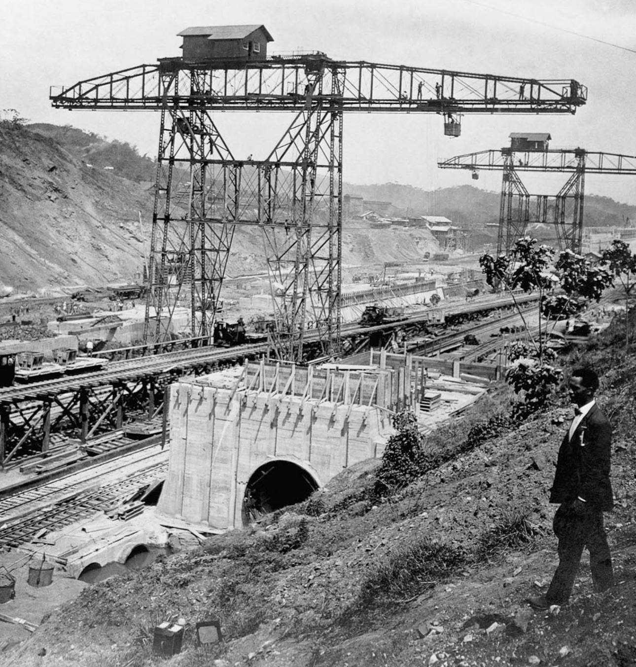 The Construction of the Panama Canal Told in Photos | eBaum's World