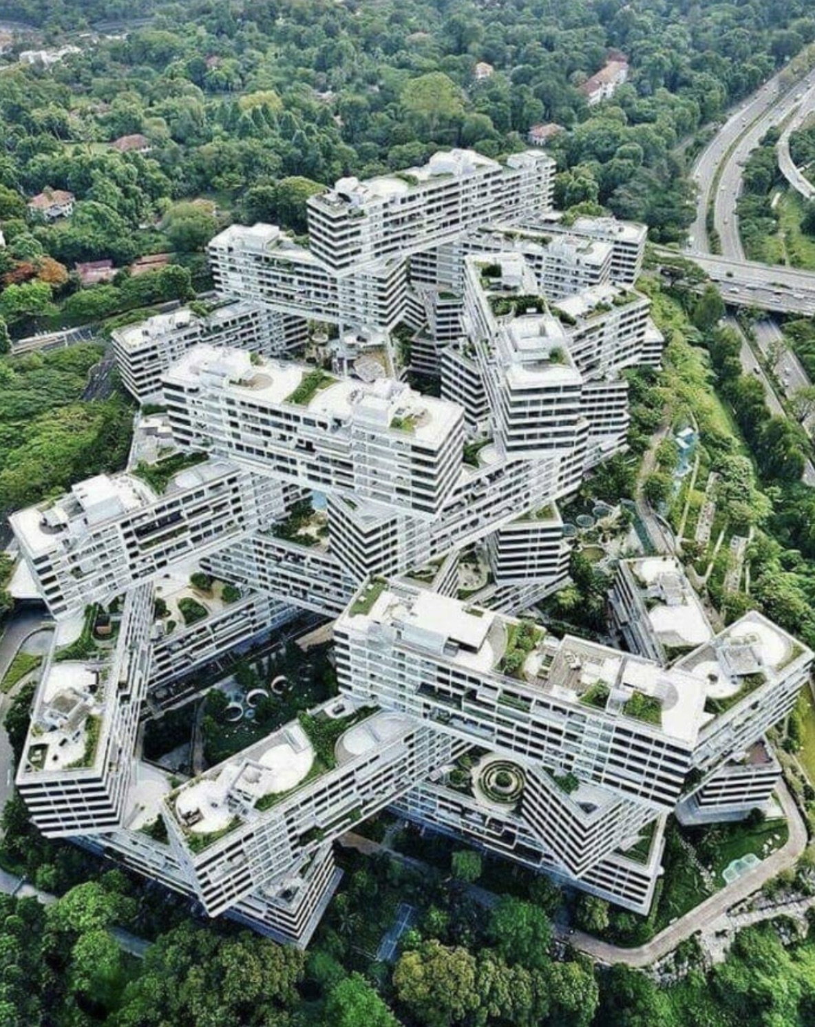 Architects Who Clearly Lost Their Mind Before a Job | eBaum's World