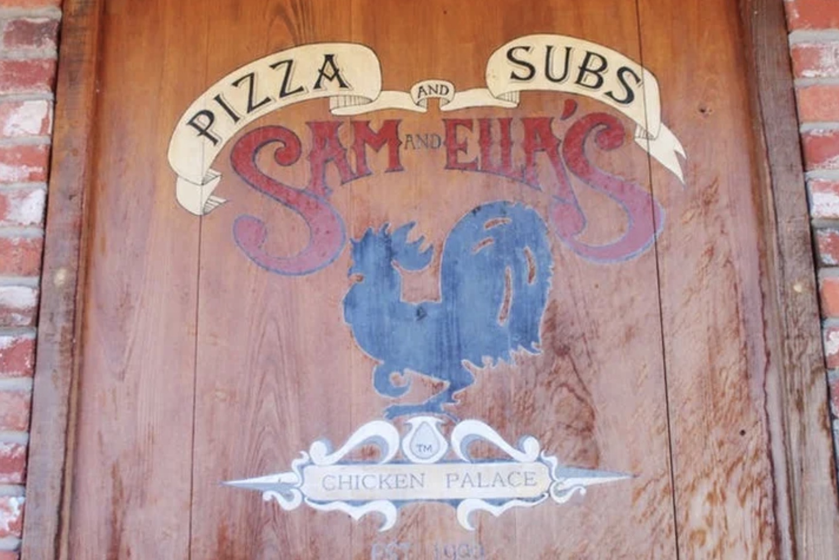 15 Weirdo Business Names That Actively Discourage Customers | eBaum's World