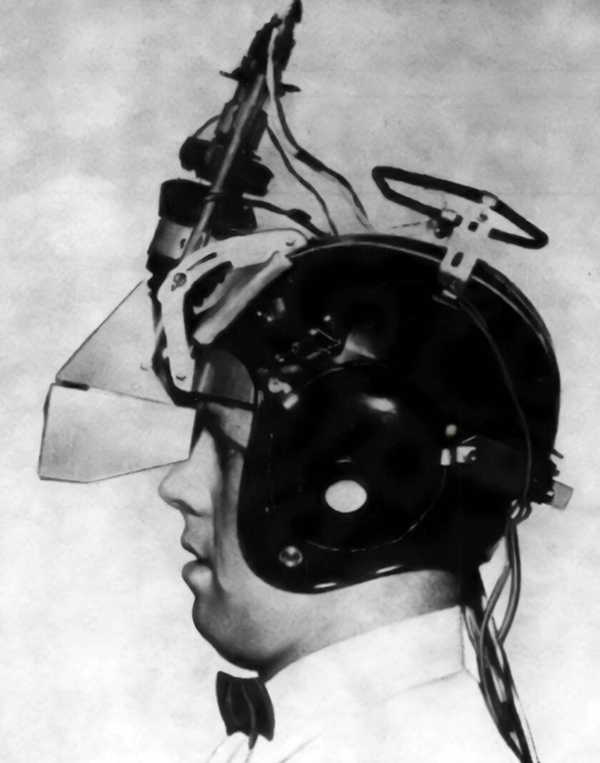 Attempts at Virtual Reality From Across History | eBaum's World