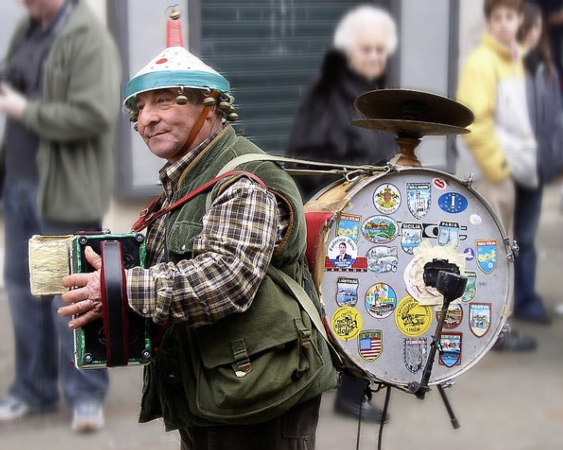 The Best Weirdest and Street Performers We Could Find | eBaum's World