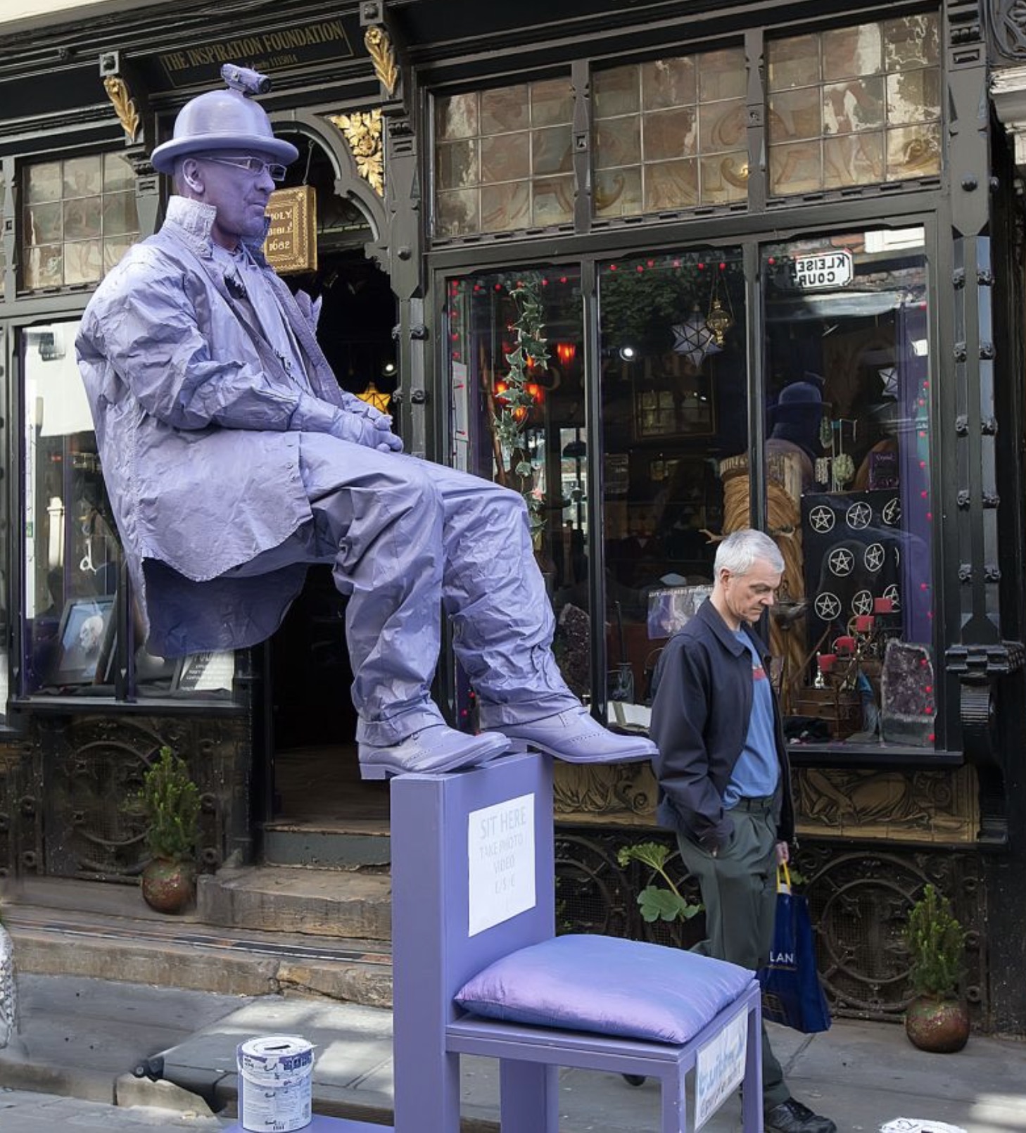 The Best Weirdest and Street Performers We Could Find | eBaum's World