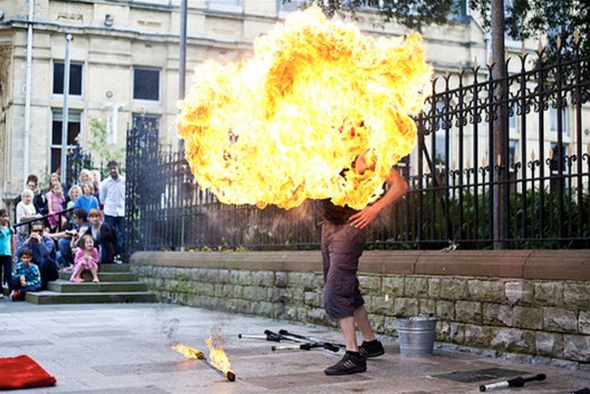 The Best Weirdest and Street Performers We Could Find | eBaum's World