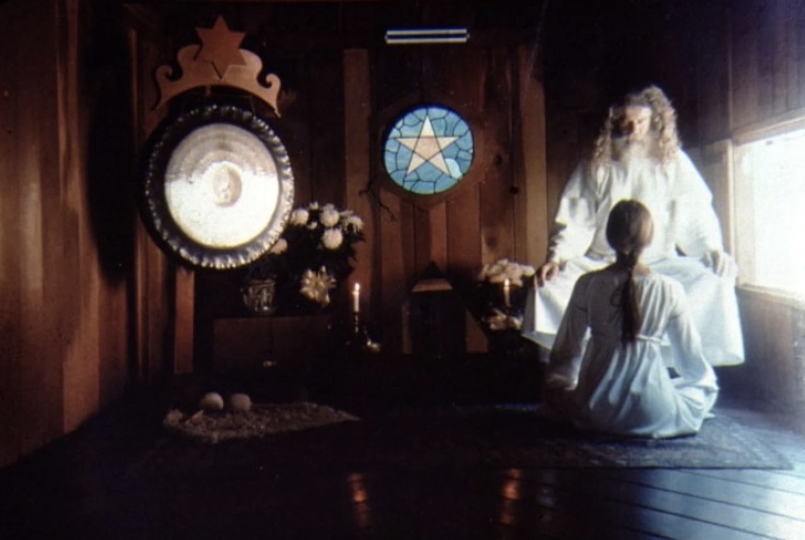25 Photos of People Living the Cult Life in the 1970s | eBaum's World