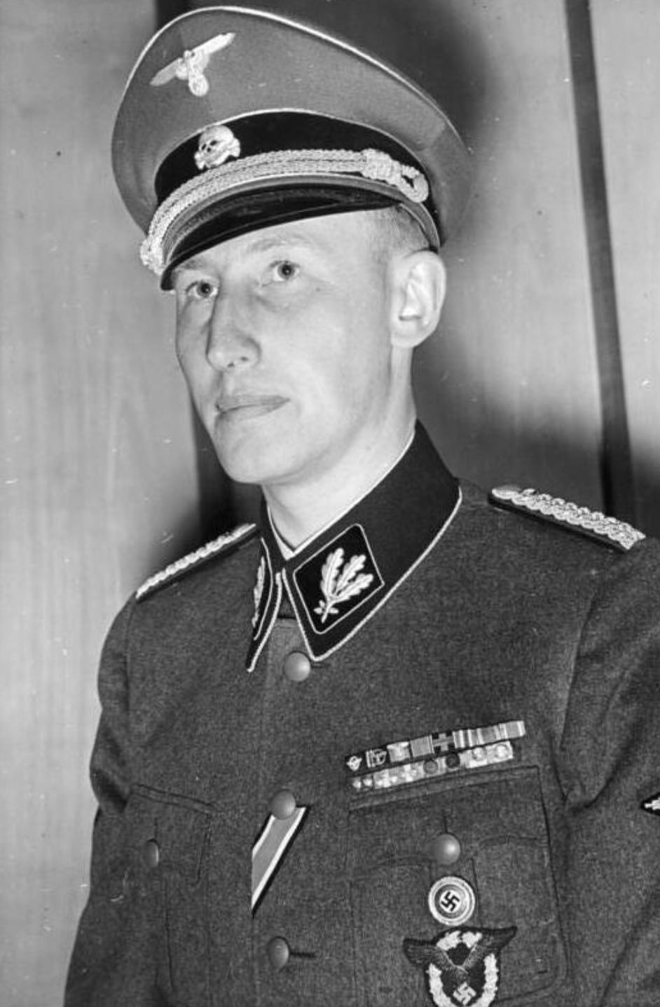 21 Photos from the Assassination of Reinhard Heydrich In WWII | eBaum's ...