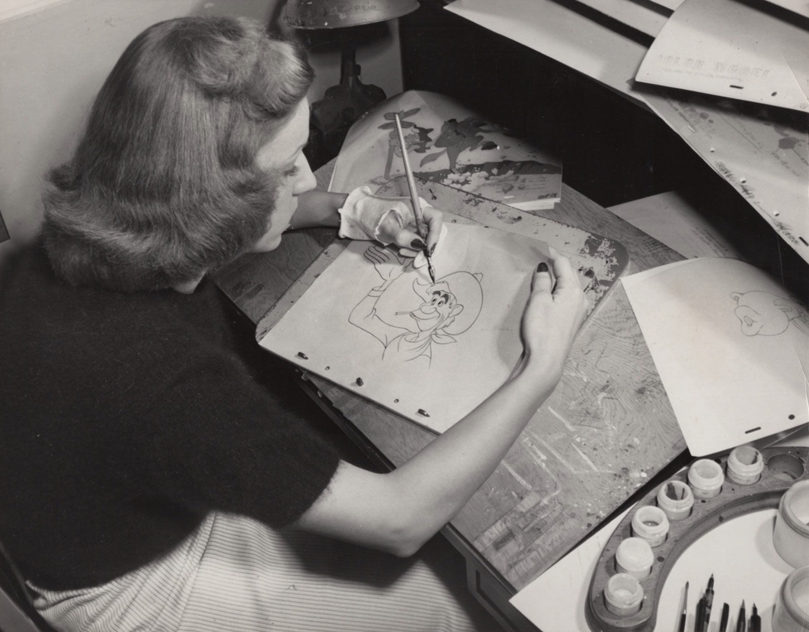 17 Photos From Inside Vintage Disney | eBaum's World