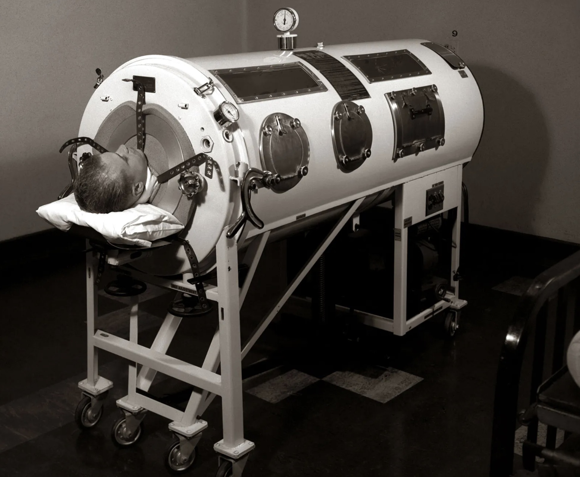 12 Vintage Medical Practices that Don’t Exist Anymore, Thankfully ...