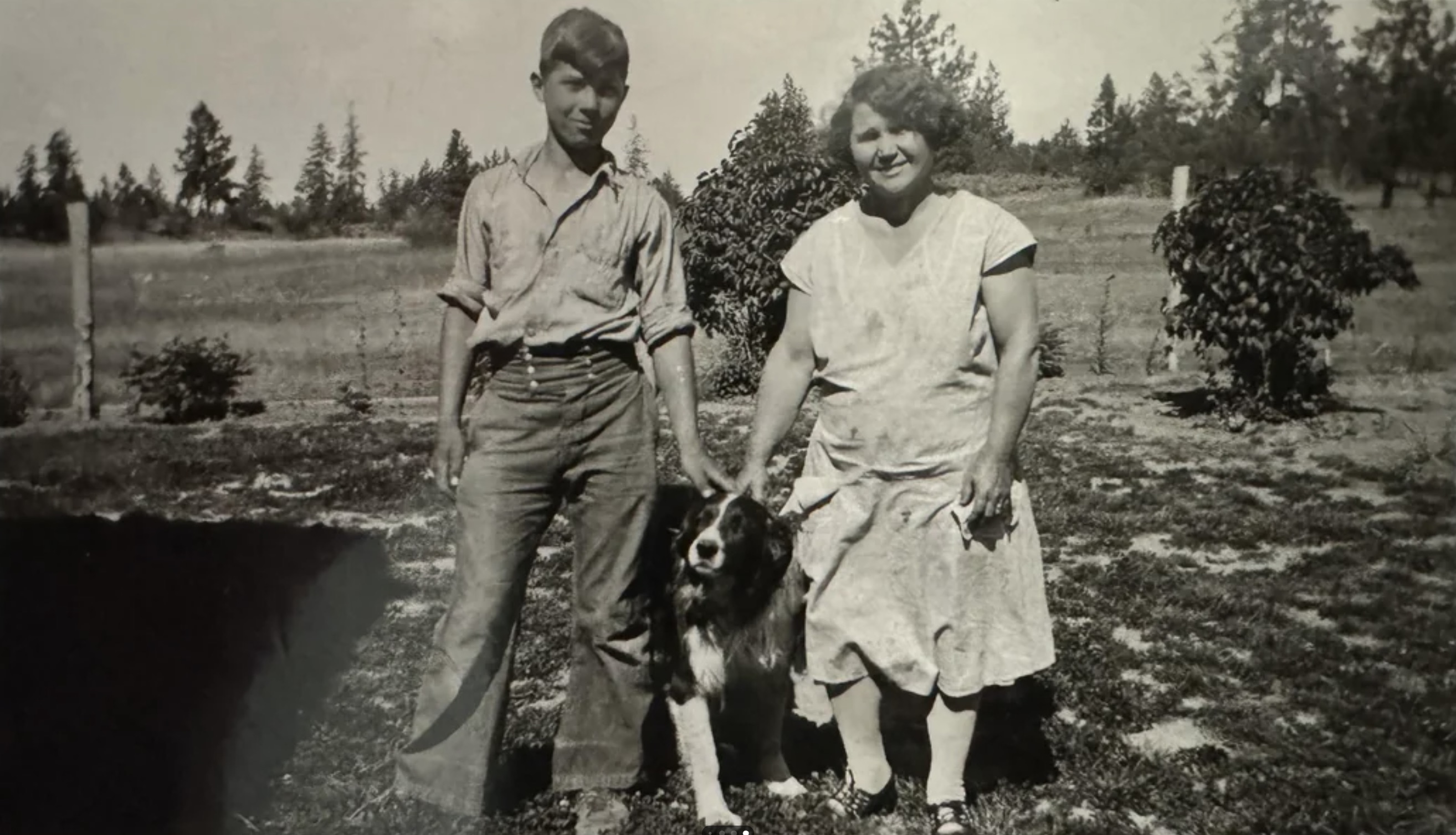 20 Old-School Photos of Life on the Farm | eBaum's World