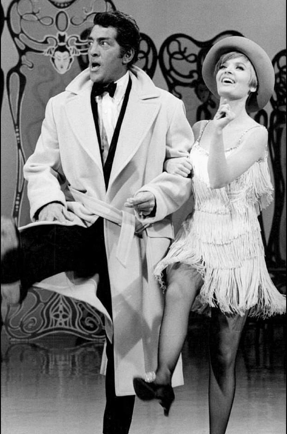 20 Crazy Photos Inside the Wild World of '70s Variety TV Shows | eBaum ...