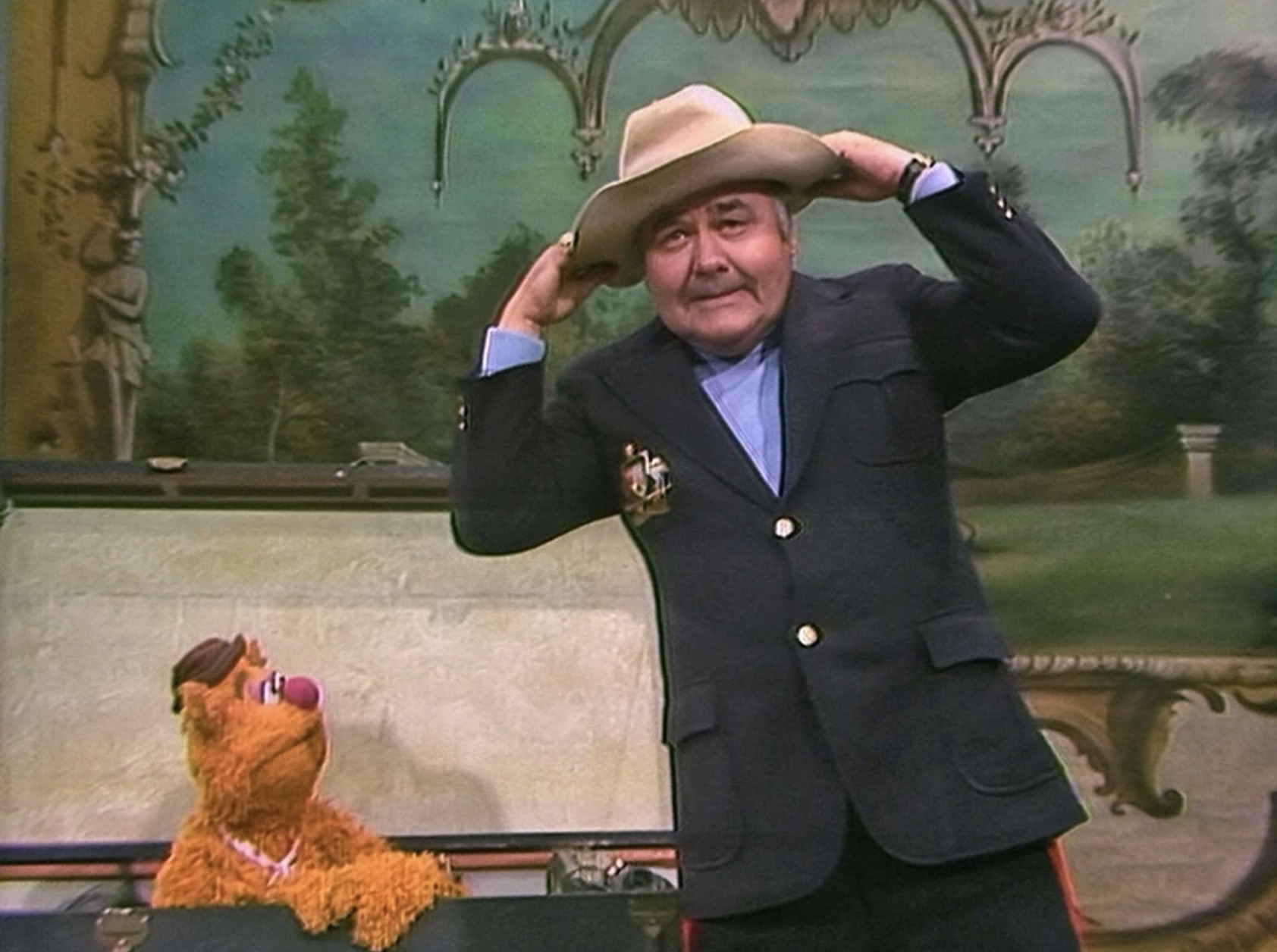 18 Photos Remembering Comedy Giant Jonathan Winters | eBaum's World