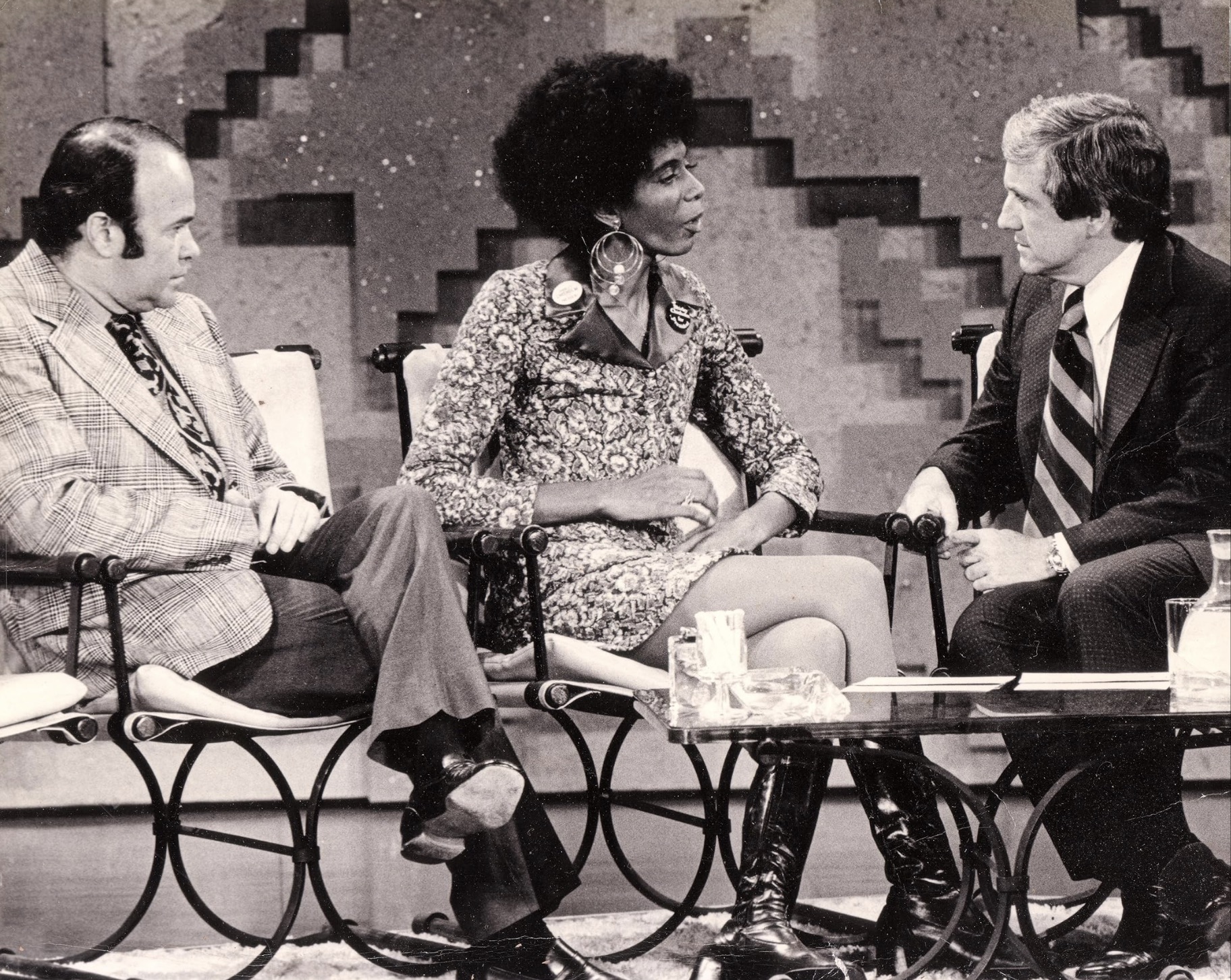 15 Photos Remembering The Merv Griffin Show | eBaum's World