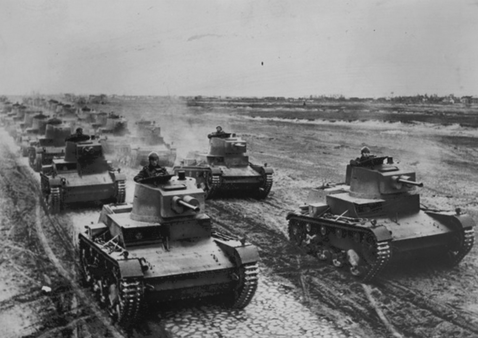 18 Photos Remembering The Timeline Of World War II | eBaum's World