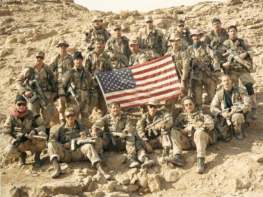 15 Photos Inside The 1990s Gulf War | eBaum's World