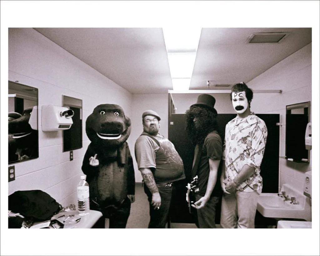 Backstage Photos Cooler Than The Concert | eBaum's World