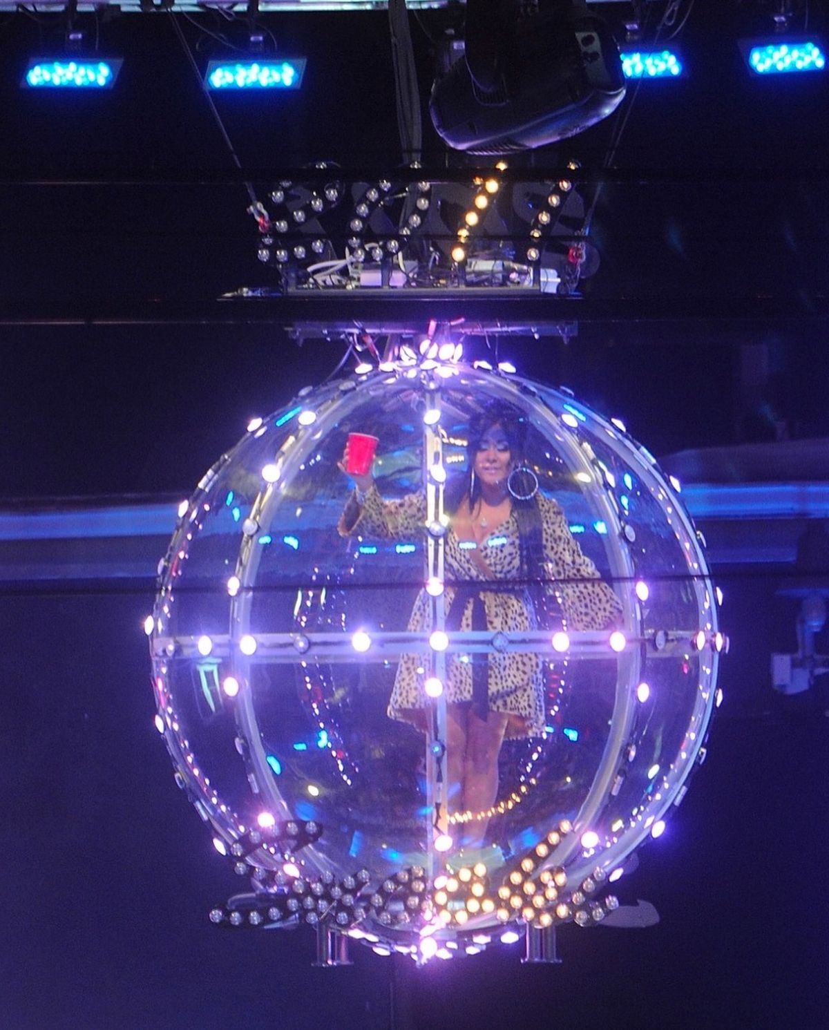 Terrible Photos Taken from the New Year's Ball Drop | eBaum's World