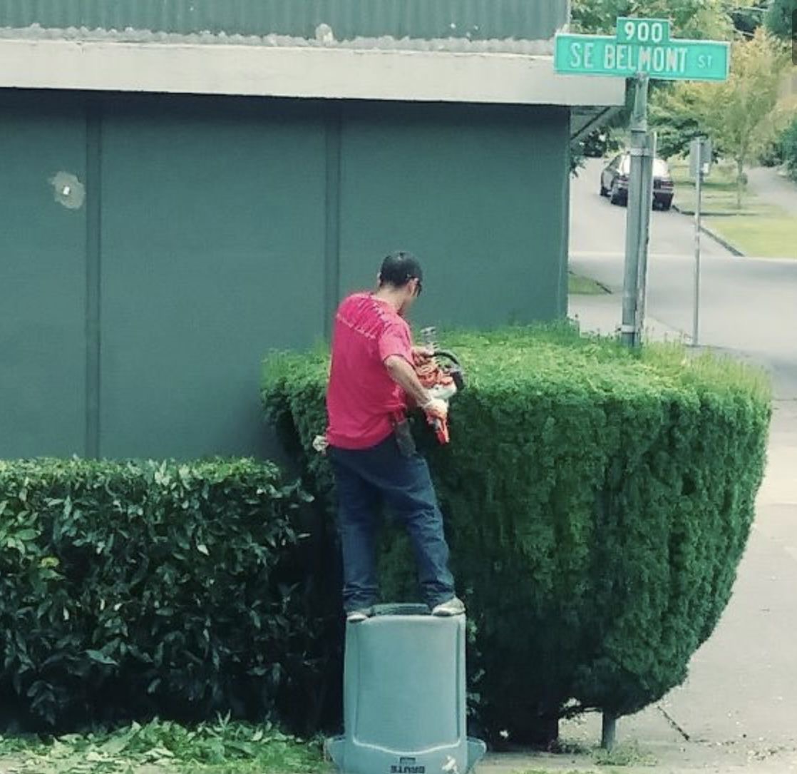 20 People Who Skipped Their Chapter on Common Sense | eBaum's World