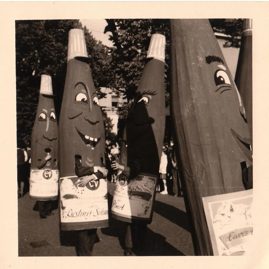 20 'Cool' Retro Photos That Might Really Be 'Cringe' | eBaum's World