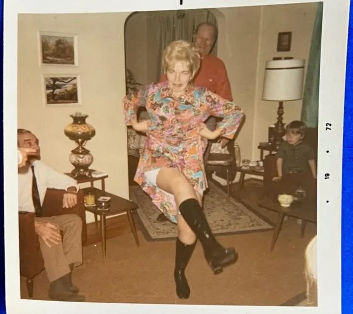 20 'Cool' Retro Photos That Might Really Be 'Cringe' | eBaum's World