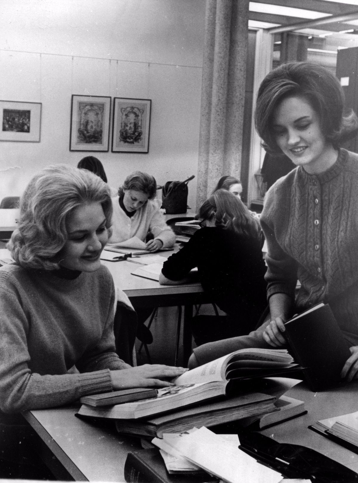 '60s College Fashion We Promise Was Cool at One Point | eBaum's World