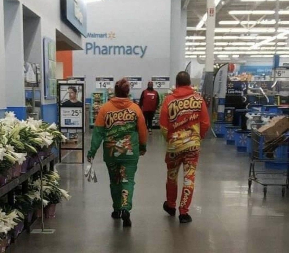 People of Walmart Re-Inventing Modern Fashion | eBaum's World