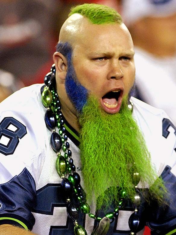 20 Football Fans They Aren't Letting in the Super Bowl | eBaum's World