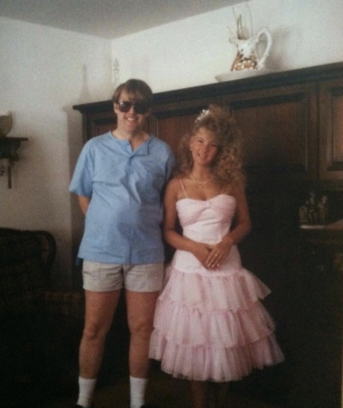 20 Past Prom Photos People Might Regret Taking | eBaum's World