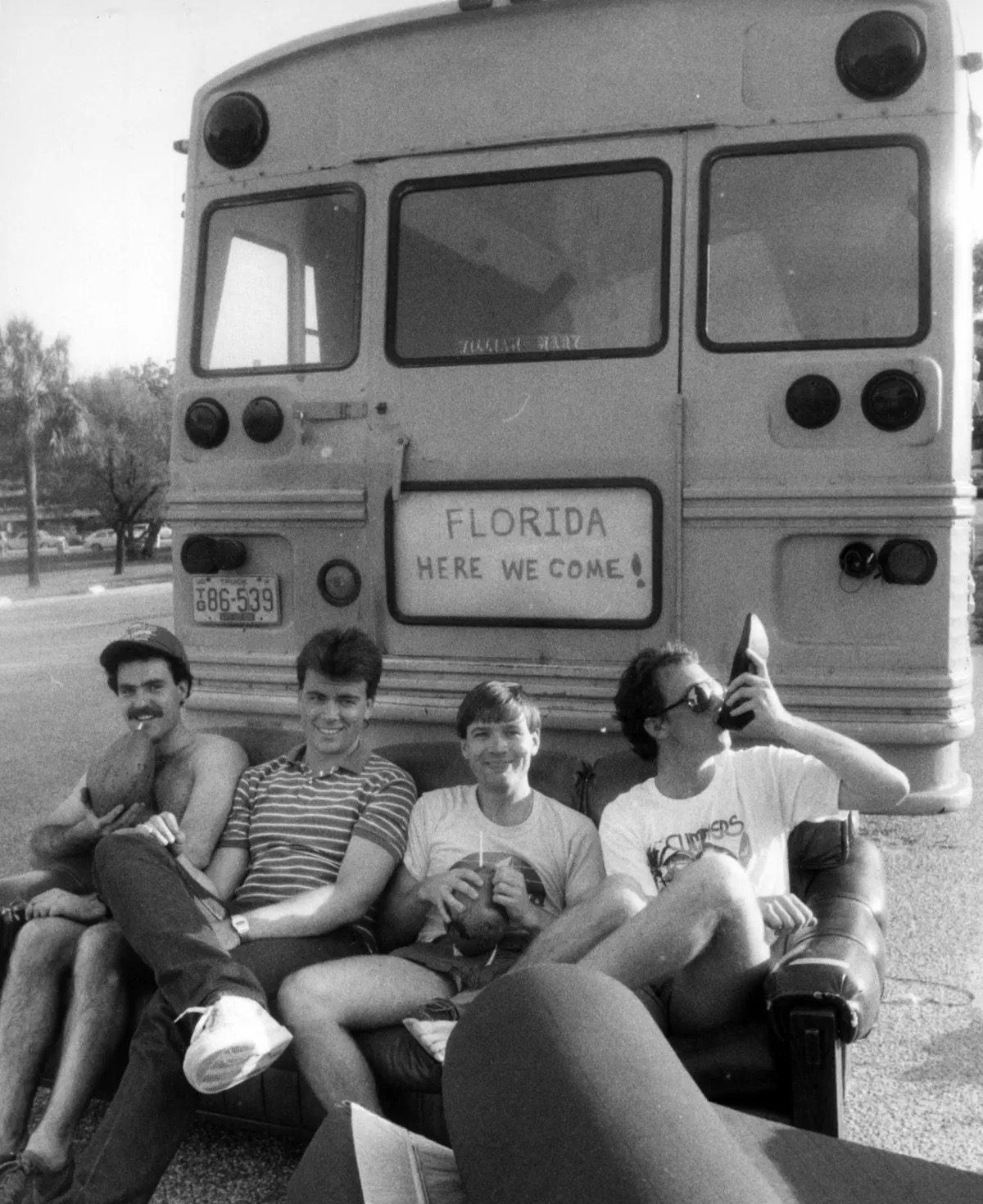 Spring Break Photos from the Back in the Days it Got Wild | eBaum's World