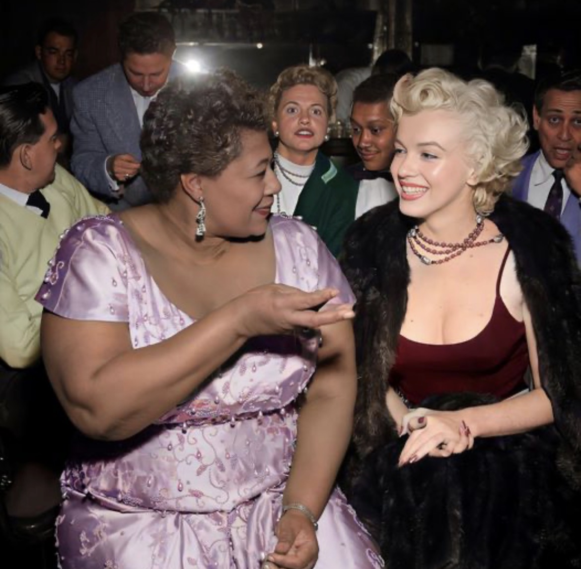 Pics Inside America’s Smokiest Jazz Clubs of the Past | eBaum's World