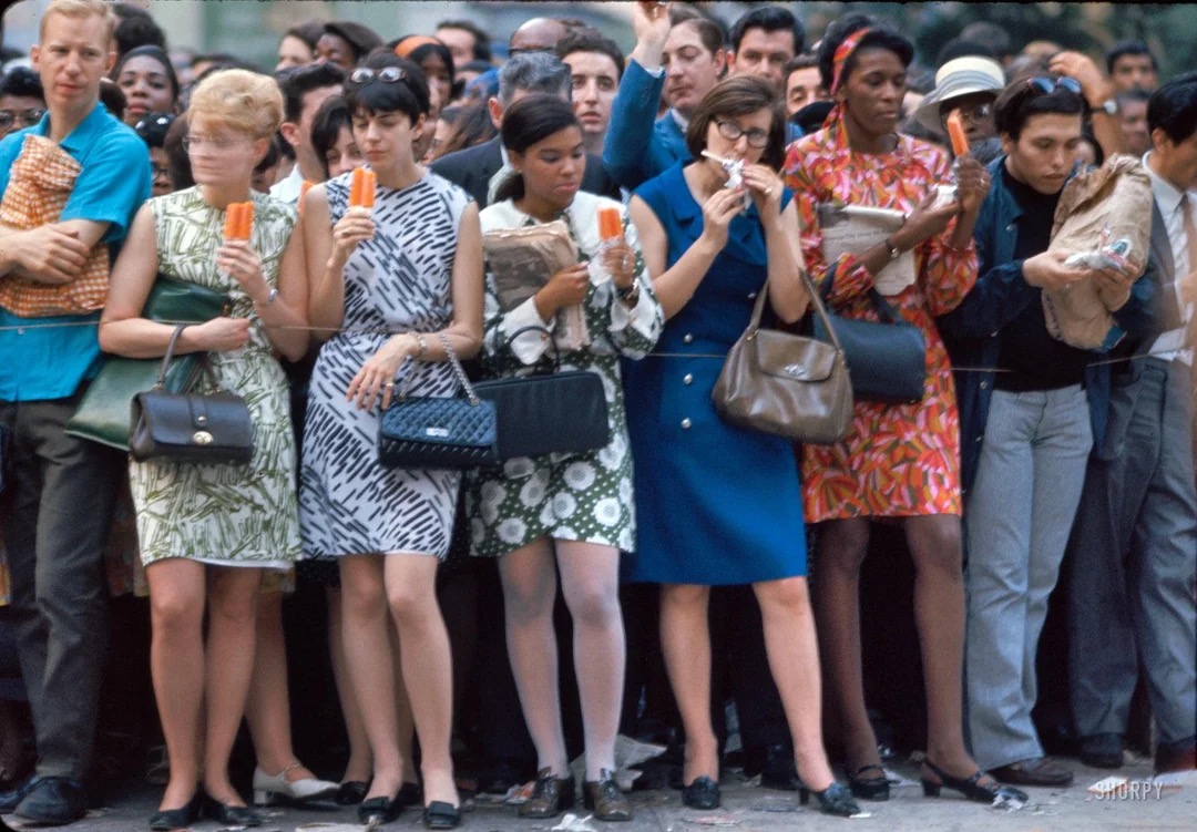 20 Photos Inside The Golden Age Of ‘60s Culture | eBaum's World