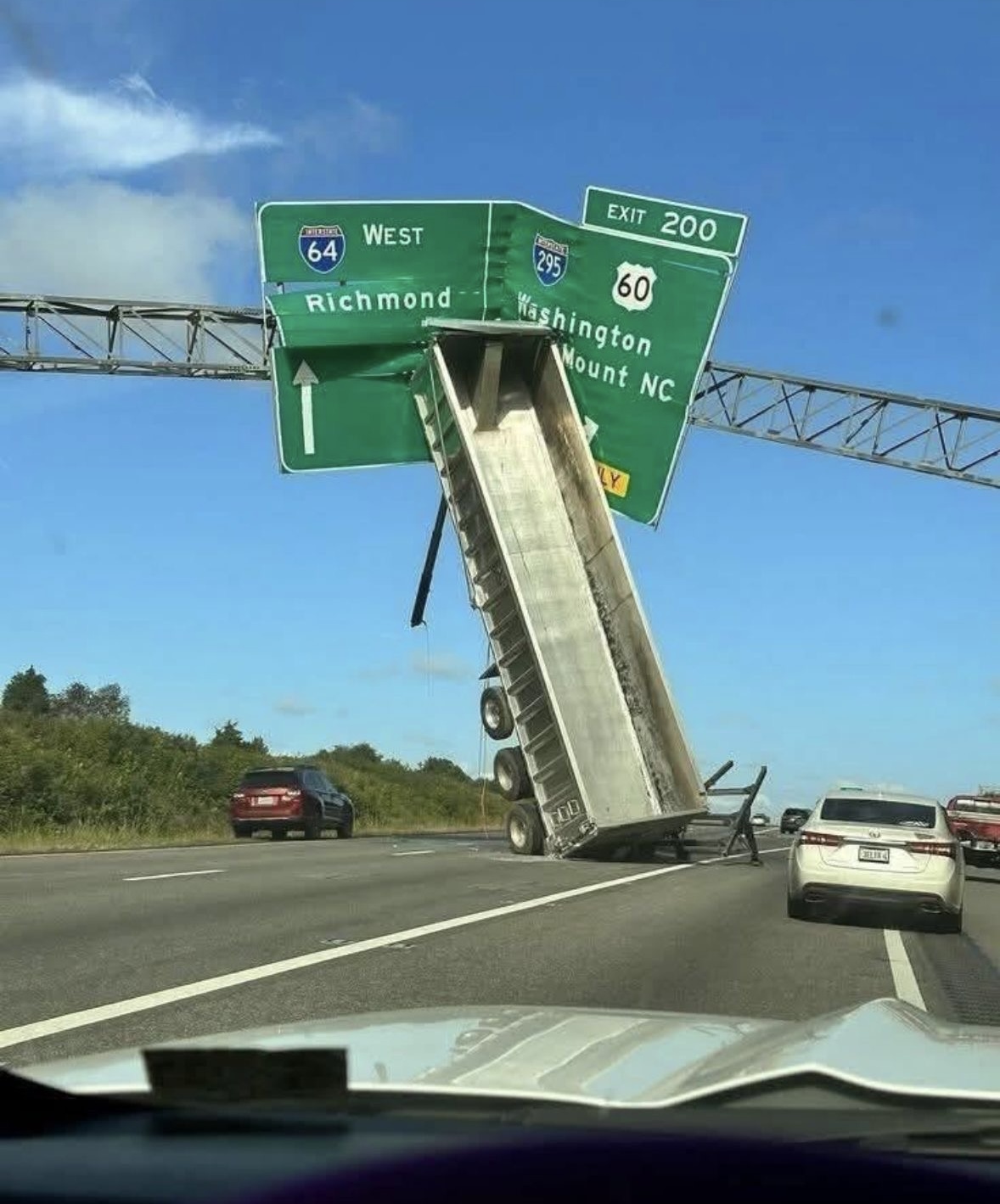 20 Bad Drivers Showing Why the Road is So Dangerous | eBaum's World