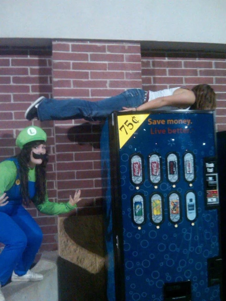 15 Retro Photos People Might Look Back On With Cringe | eBaum's World