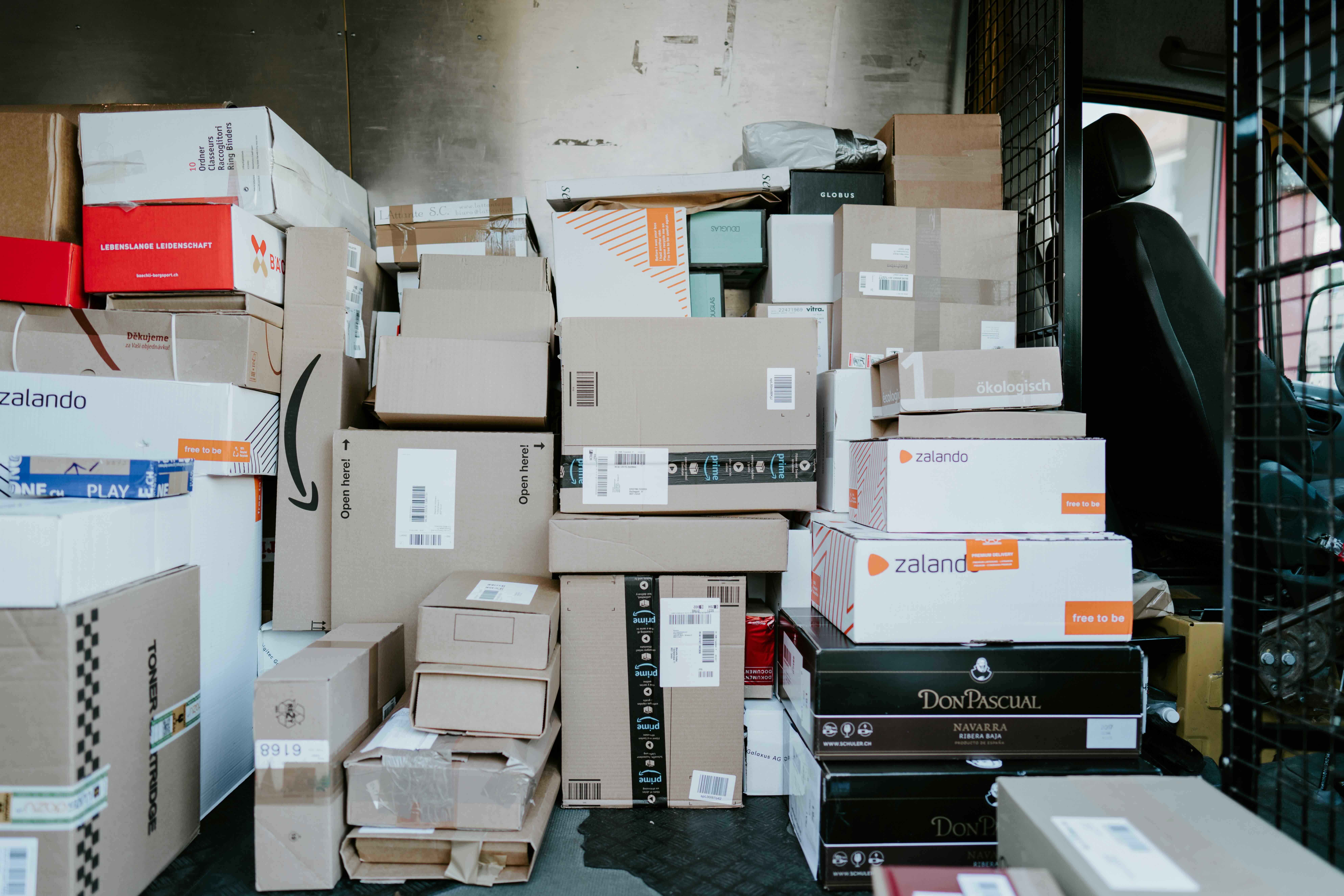 15 People Share Their Worst Money Red Flags | eBaum's World