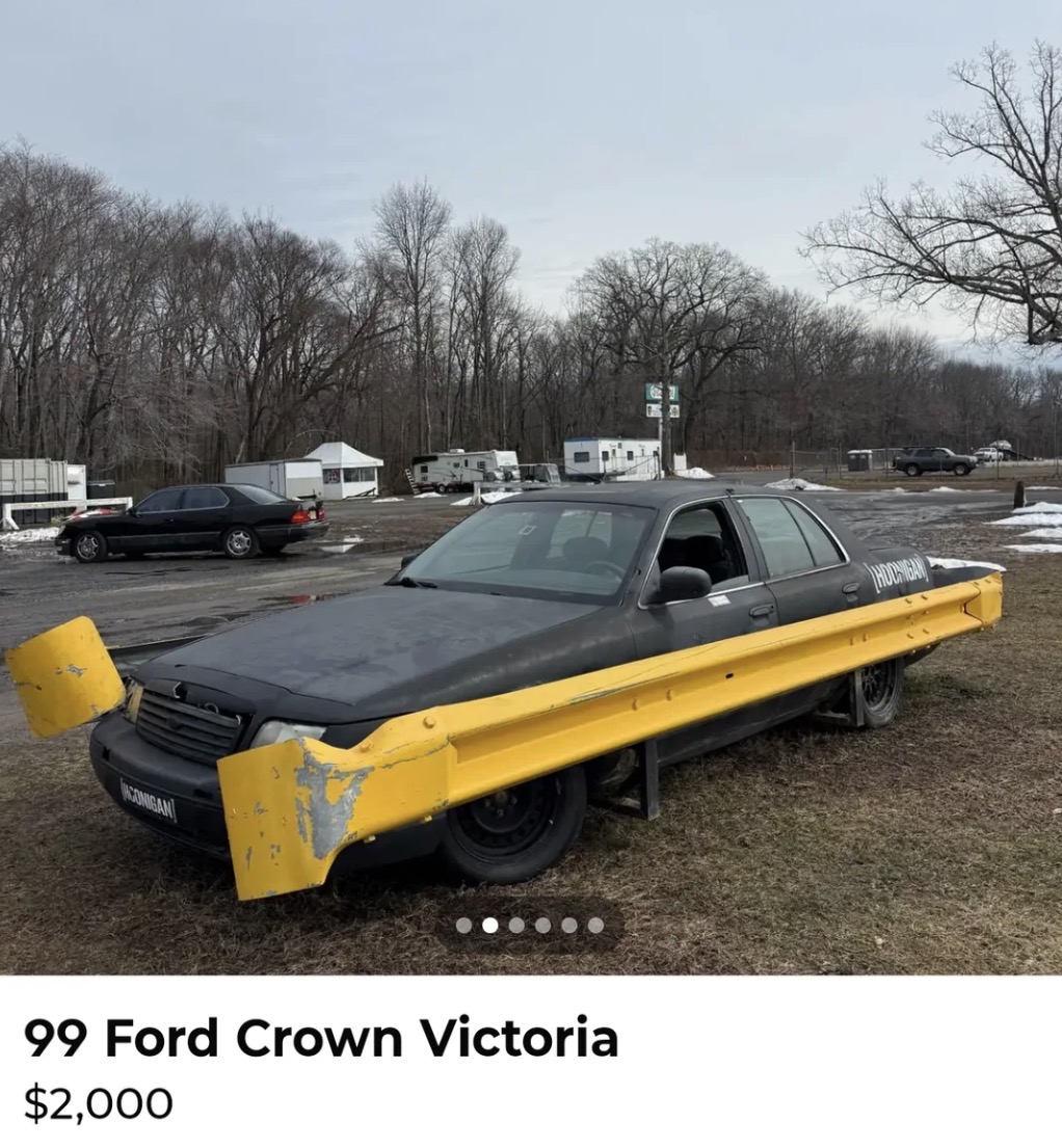 20 Weird People Who Made Their Cars Even Weirder | eBaum's World
