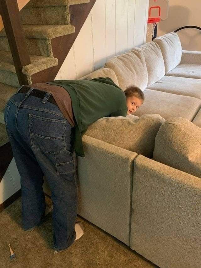 20 Photos Where the Perspective is Somewhat Unfortunate | eBaum's World