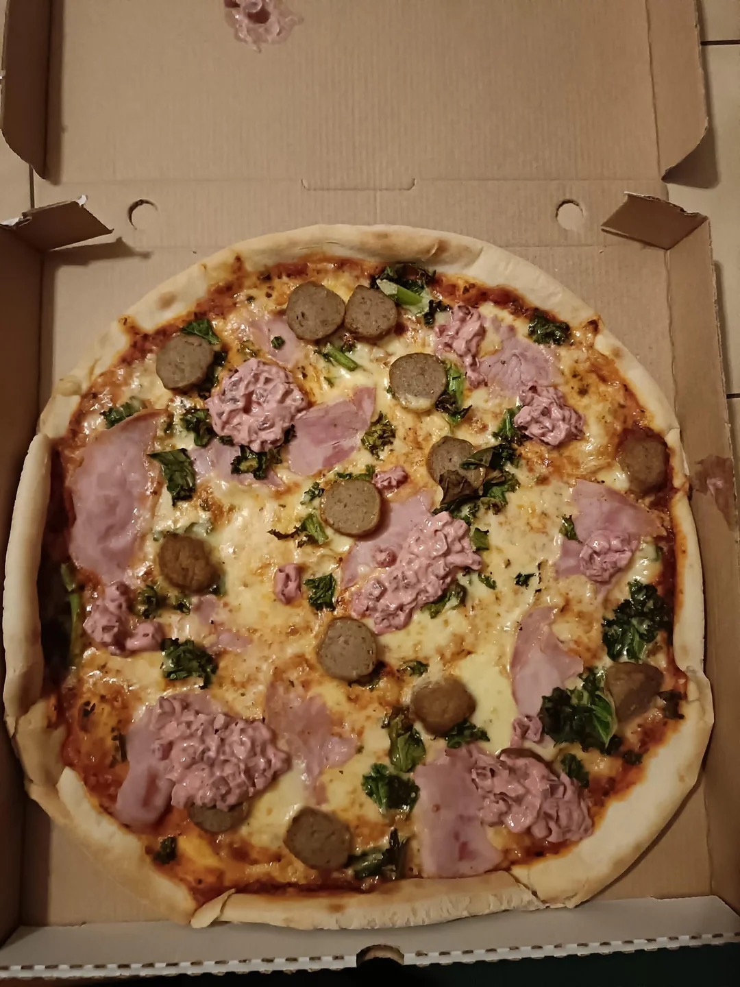 15 Pizza Crimes Against Humanity | eBaum's World