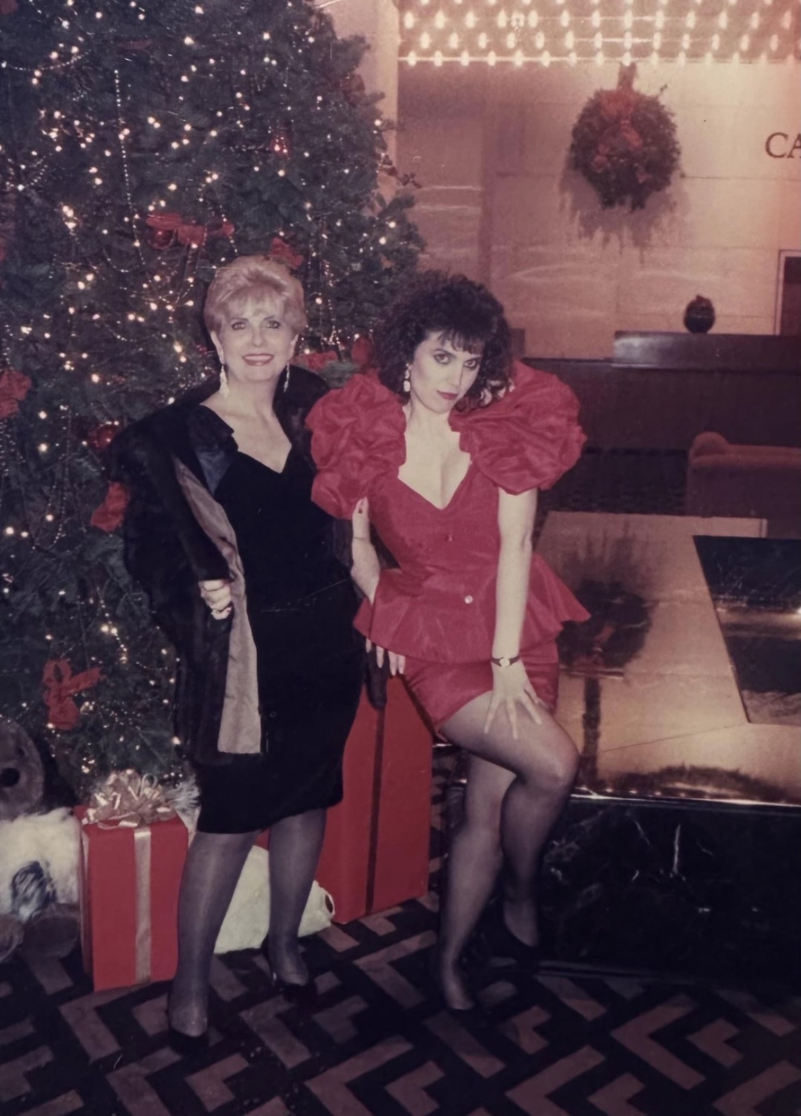 Retro Photos Showing That Girls Just Wanna Have Fun | eBaum's World