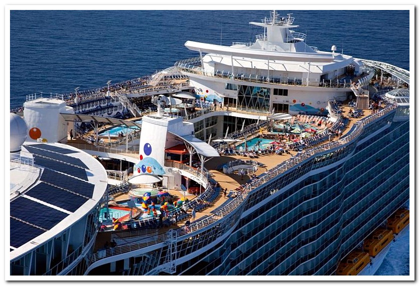 Biggest Cruise Ship Ever Built Gallery EBaum s World Biggest Cruise Ship Ever Built Gallery EBaum s World