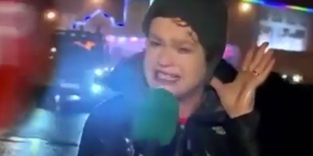 Reporter Nailed By Stop Sign On Live TV - Funny Video | eBaum's World