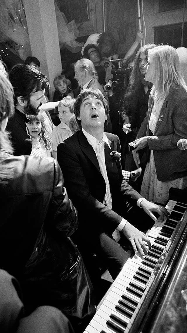 24 Fascinating Images Of Amazing People From History - Feels Gallery ...