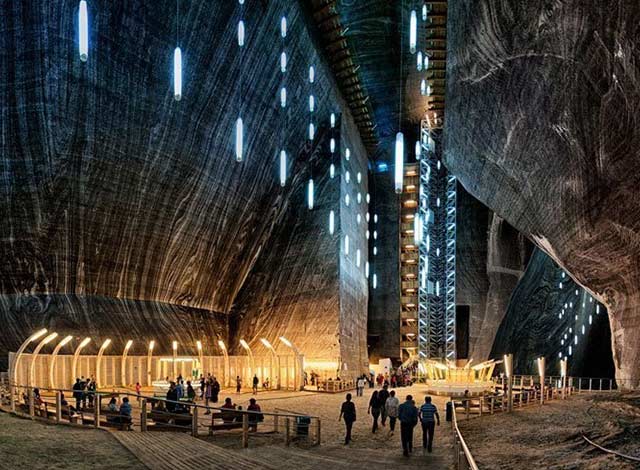 This Abandoned Salt Mine Holds An Awesome Surprise At The Bottom - Wow ...