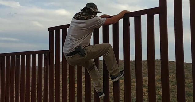 Man Demonstrates A Huge Design Flaw With The New Border Wall - Funny ...