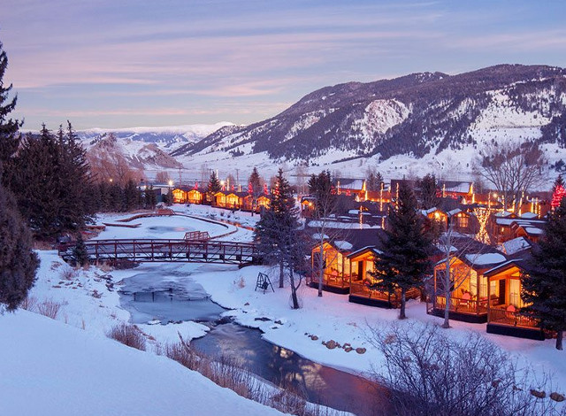 People Love Watching This Live Feed Of Jackson Hole's Town Square - Wow ...